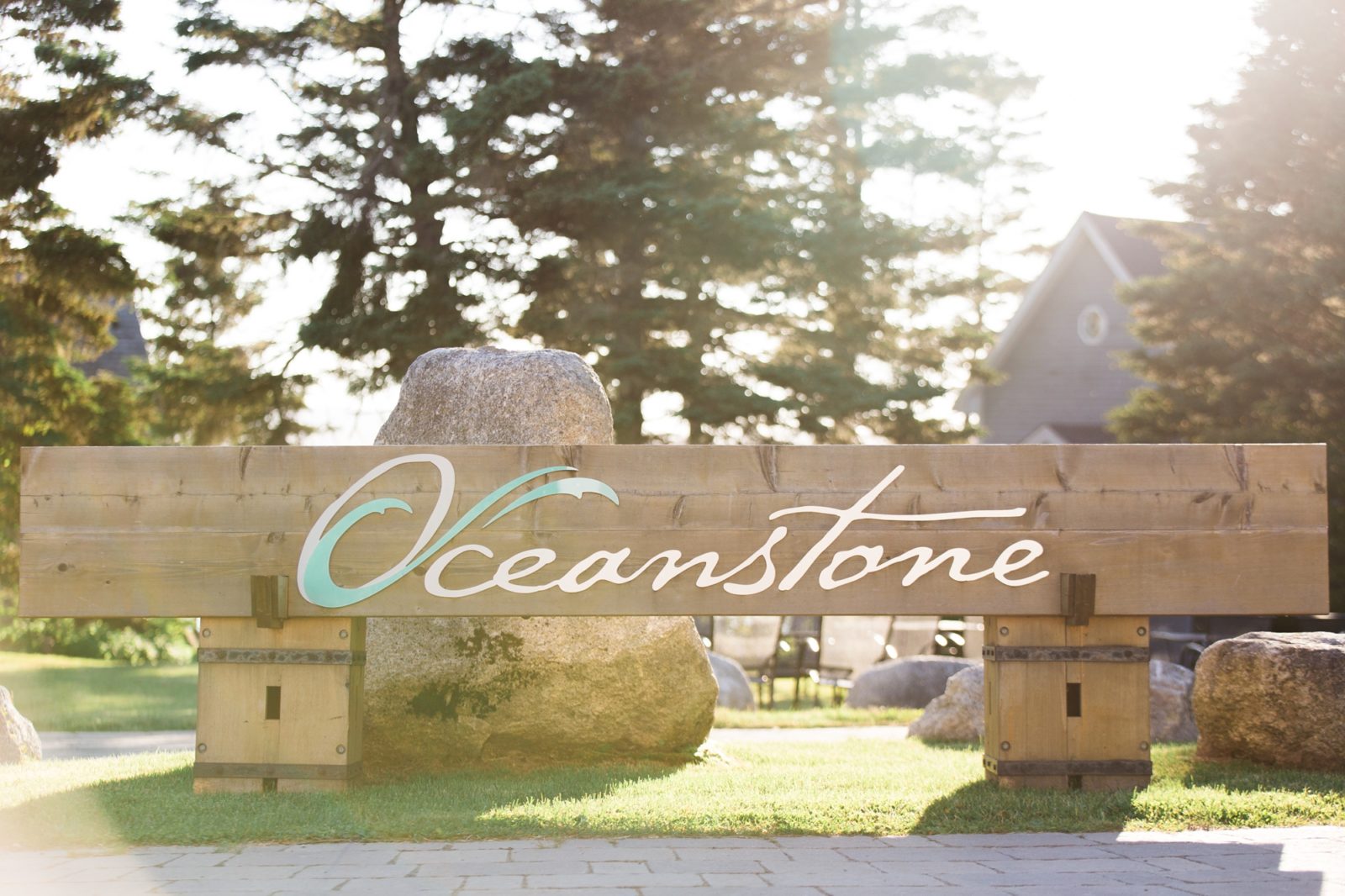 A Stunning Seaside Wedding at Oceanstone Resort - www.terri ...